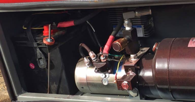 Hydraulic Box, Charge System and Float Switch : Winston Trailers
